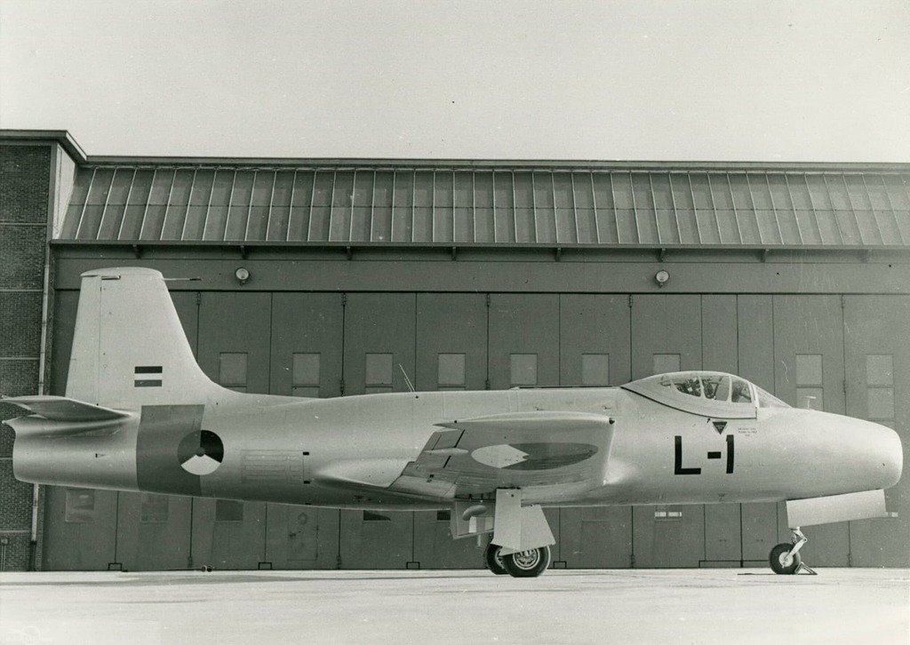 Fokker S.14.1 «L-1» Machtrainer, the only Dutch build jet aircraft that ...