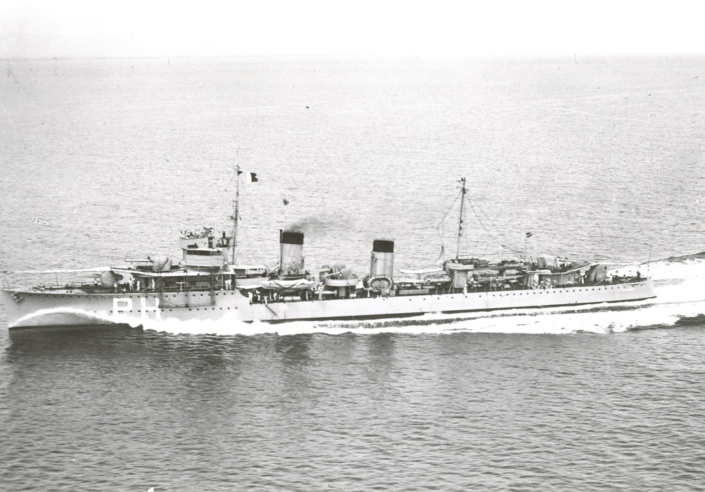 Dutch Admiralen-class destroyer (1st Batch), HNLMS Piet Hein - Naval ...