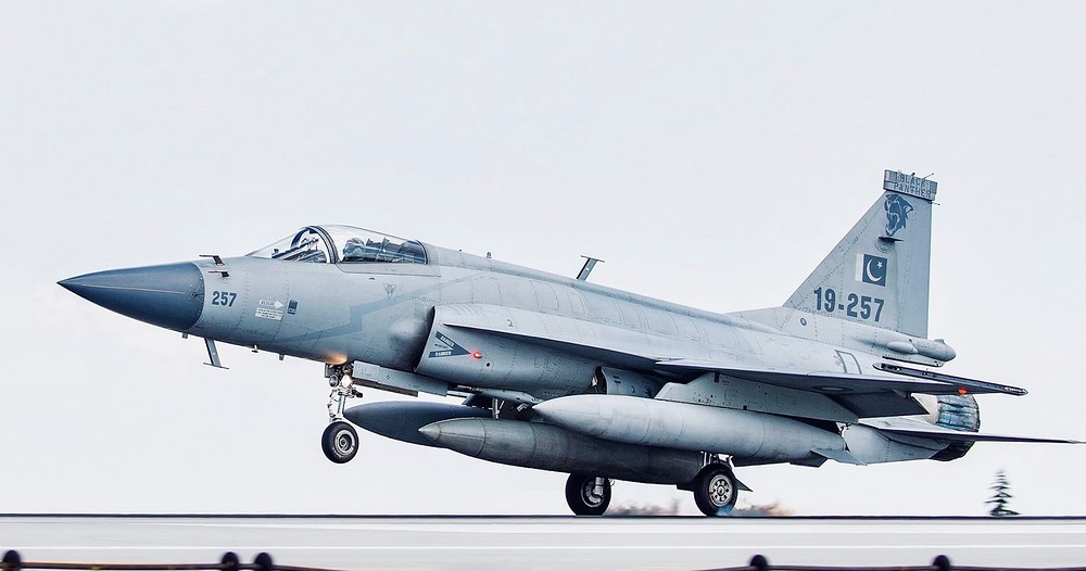 Chengdu FC-1, JF-17, History, Performance & Discussion - Aircraft - War ...