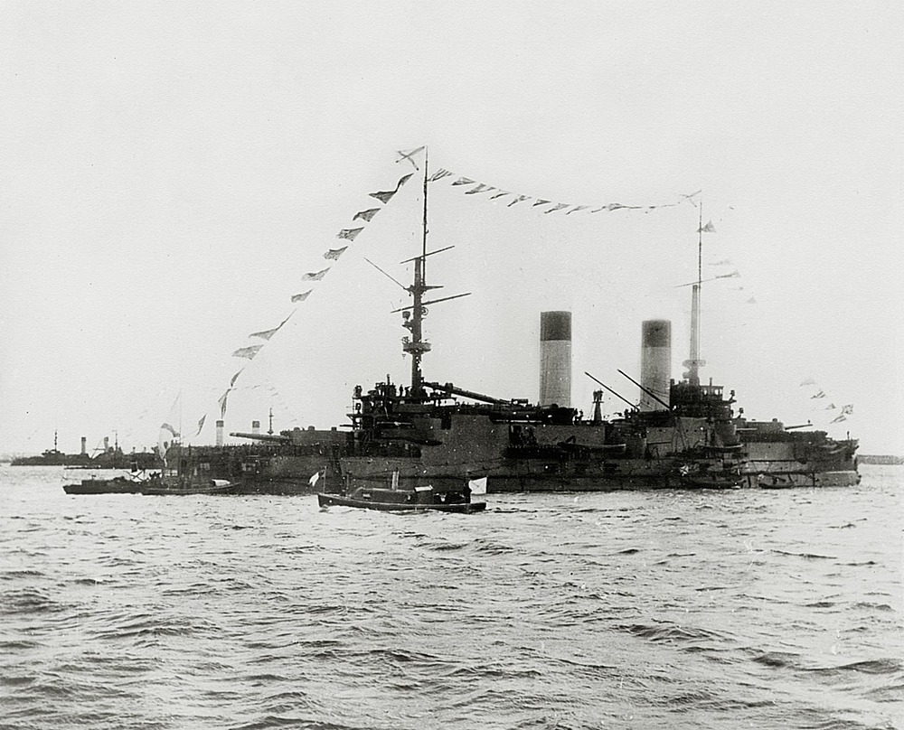 Borodino-class Battleship, Emperor Alexander III (1904) - The Guards ...