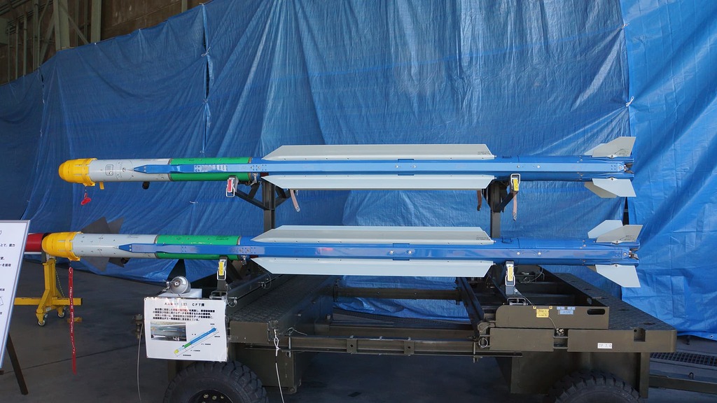 Mitsubishi AAM-5 (Type 04 air-to-air missile - 式空対空誘導弾 - ) - Aircraft ...