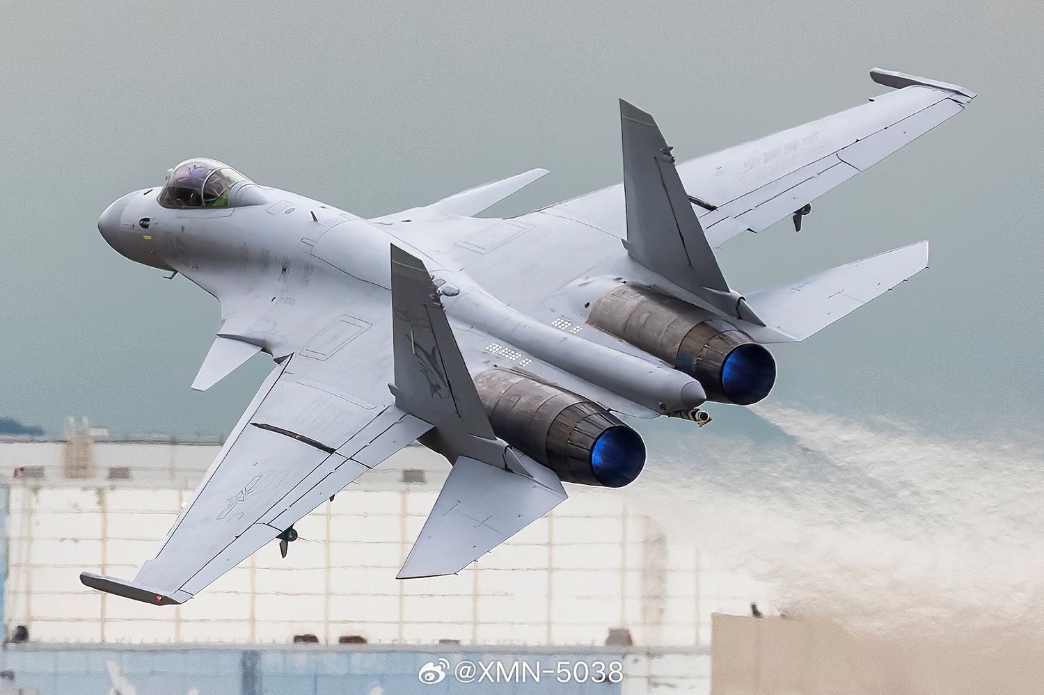 Shenyang J-15T - The upgraded Shark - Aircraft - War Thunder — official ...