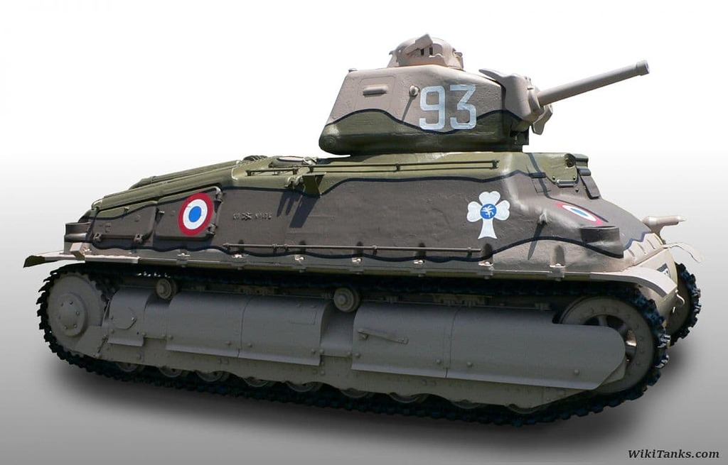 Early WWII french tank camouflages aren't really good - General ...