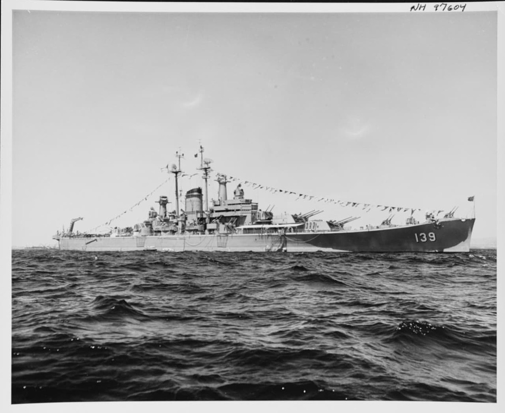 Des Moines-class Heavy Cruiser, USS Salem (CA-139) - The World's Last ...