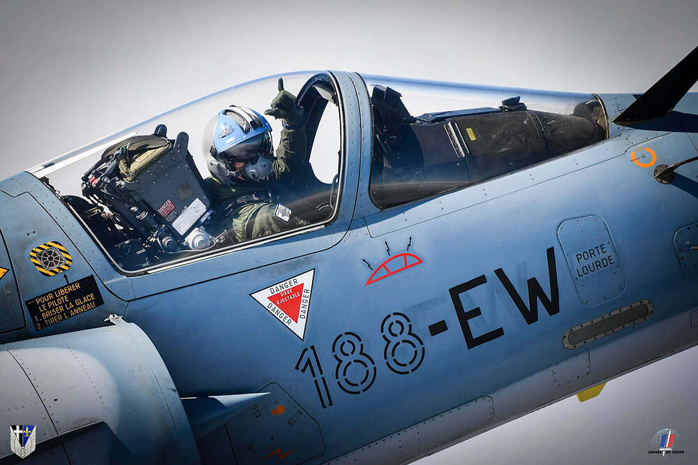 French Pilot Model for Modern Aircraft - Passed - War Thunder — official forum