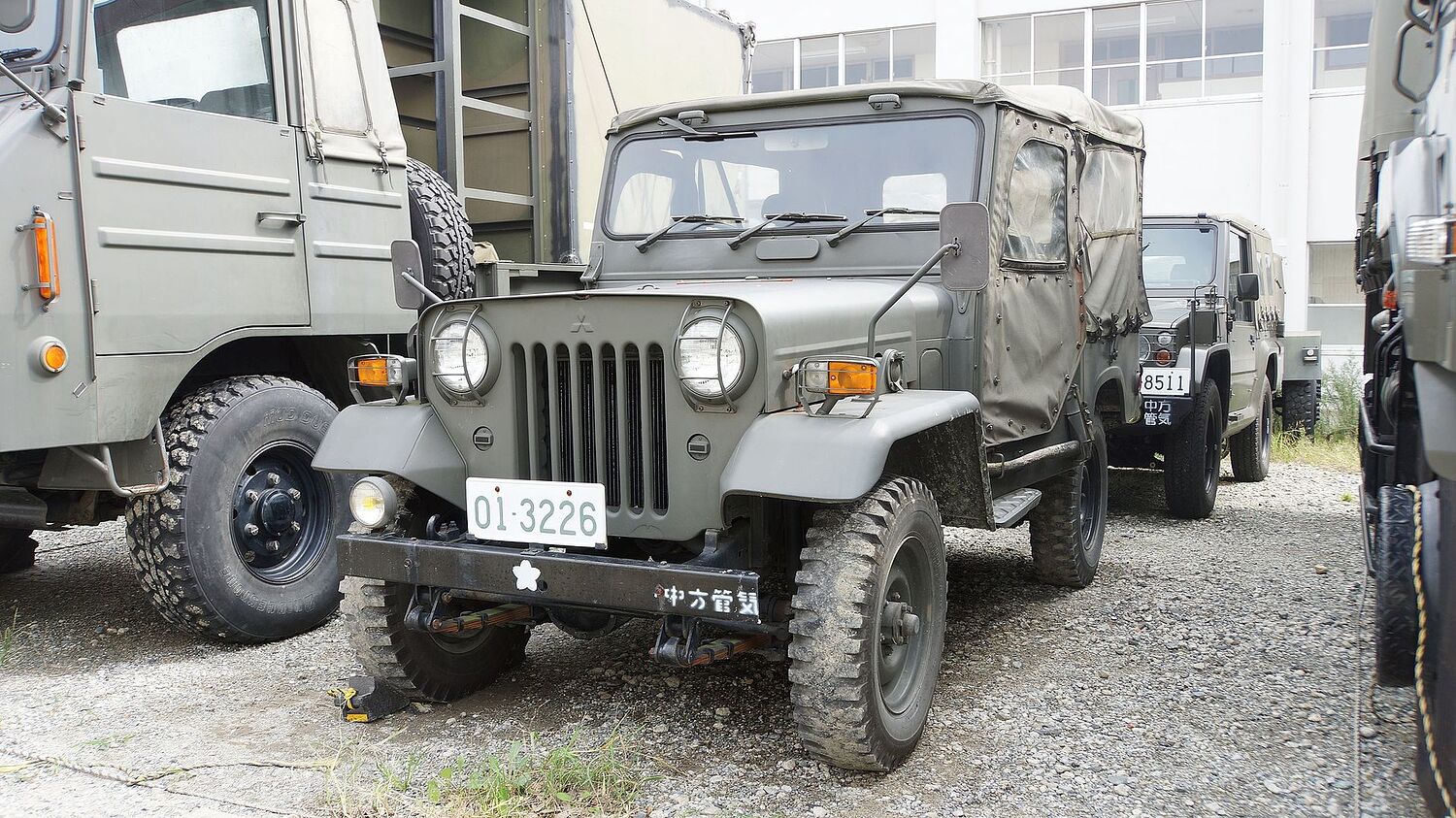 Mitsubishi Type 73 Light Truck armed with Type 79 Jyu-MAT - Ground ...