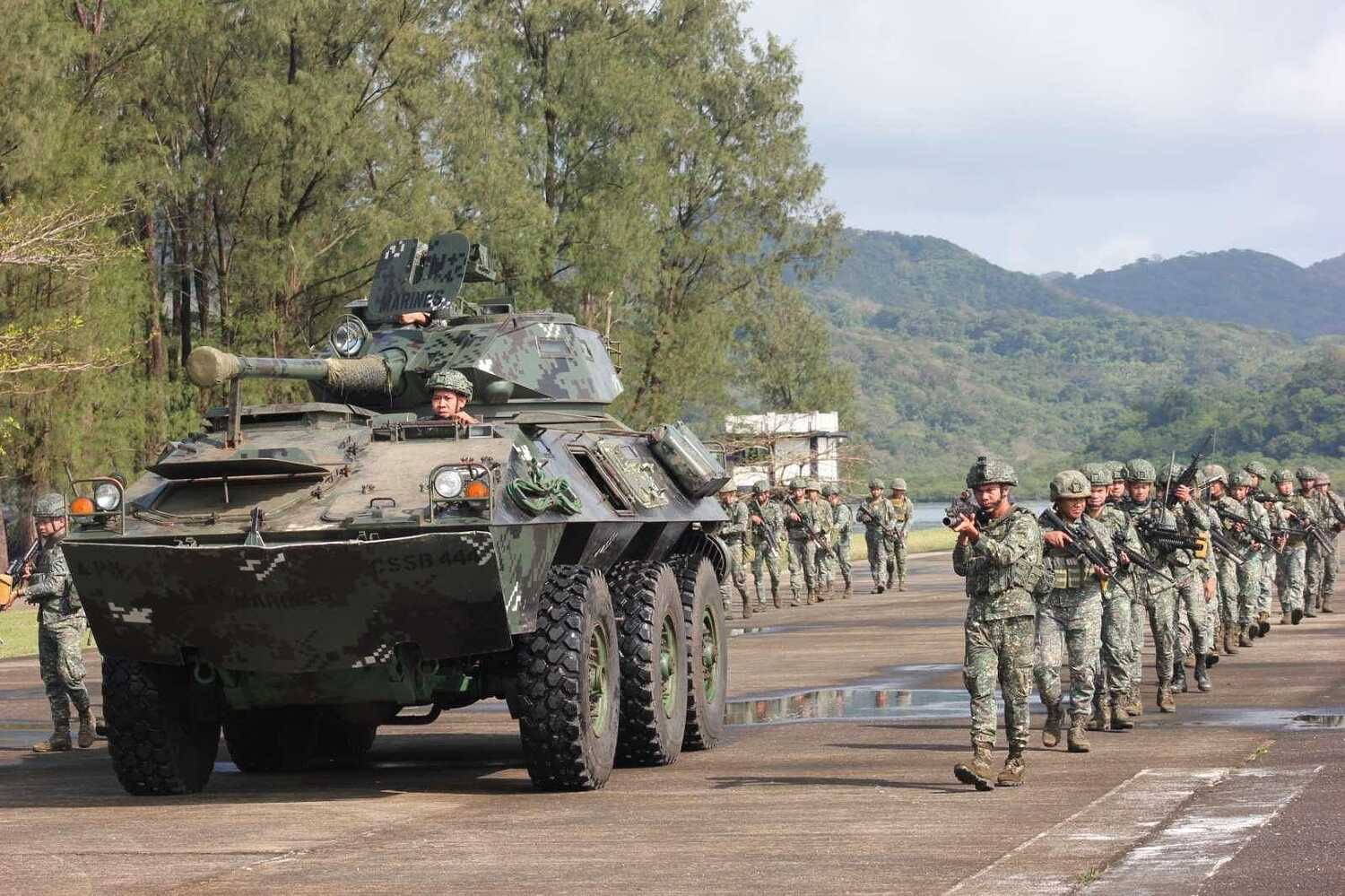 Cadillac Gage LAV-300 Mk.II FSV - The Filipino Cadillac - Ground - War ...