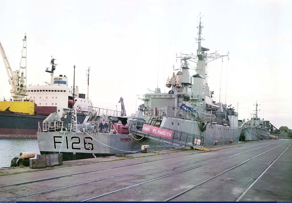 Type 12M Rothesay-class Frigate, HMS Plymouth (F126) - Leading the ...