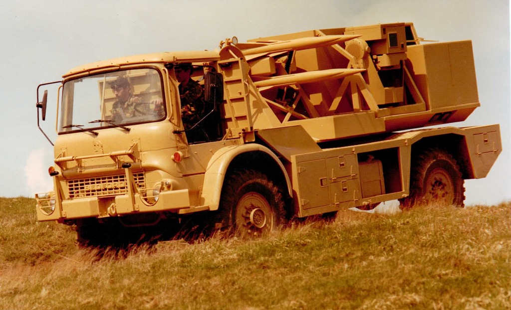 Bedford Rapier Laserfire - British SACLOS SAM System - Ground - War ...