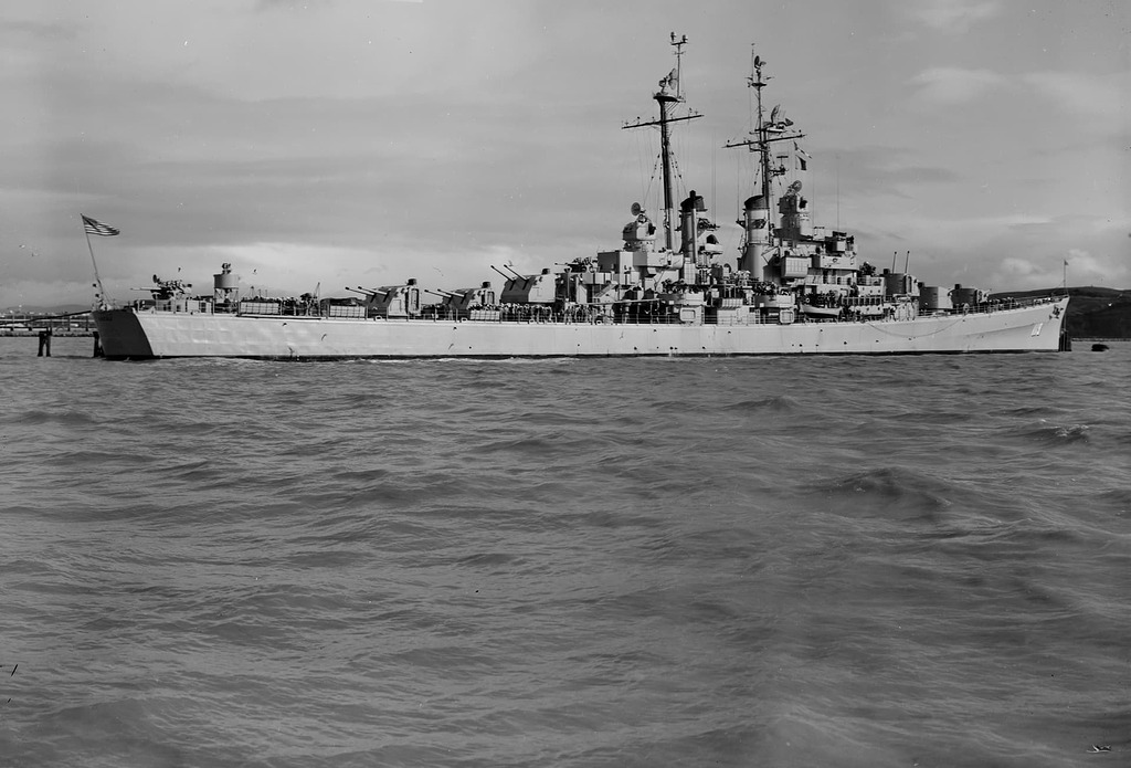 Juneau-class Light Cruiser, USS Juneau (CL-119) - The Galloping Ghost ...