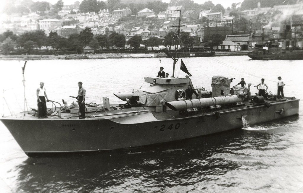 MTB 222-class Motor Torpedo Boat, British Vosper 72 feet boats in Dutch ...