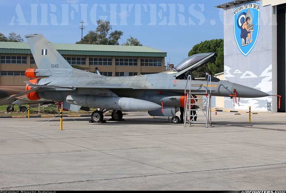 AGM-84E Standoff Land Attack Missile: Slamming Harpoon - Aircraft - War ...