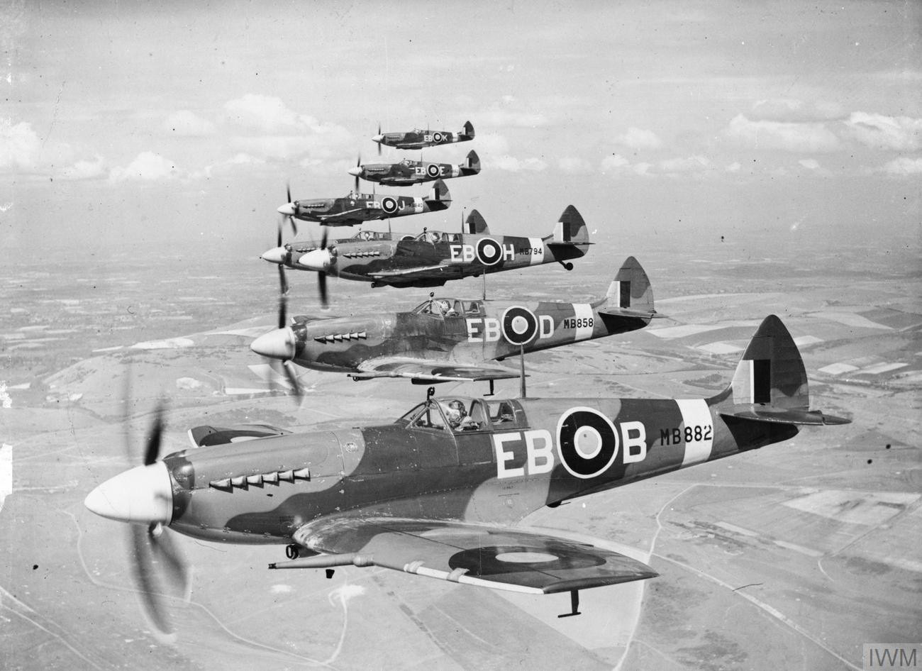 Supermarine Spitfire F Mk. XII - Griffon Enters the War - Aircraft ...
