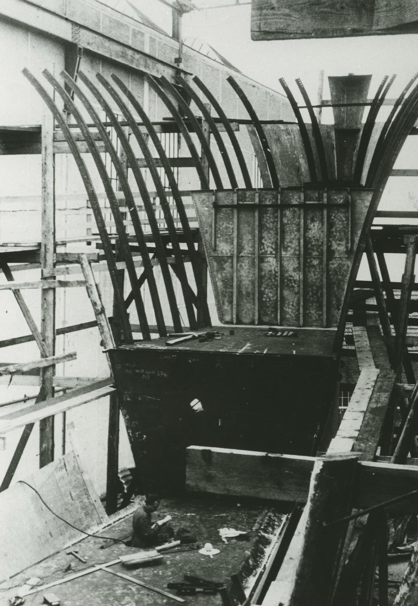 Gerard Callenburgh-class destroyer, HNLMS Philips van Almonde (1940 ...